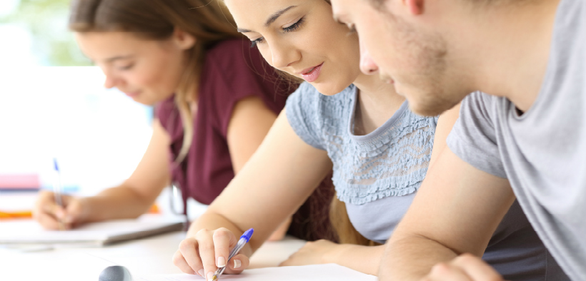 A Peer Review Structure That Improved Student Writing – The Teaching ...