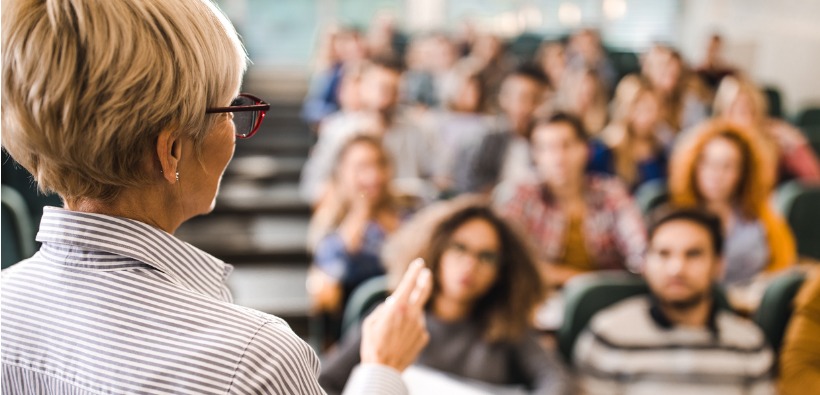 Unpacking a Cold-Calling Technique | The Teaching Professor